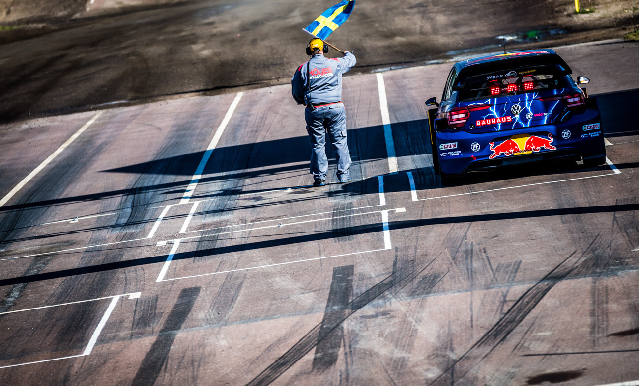 KMS v Höljes se čtyřmi vozy | Rallycross.cz